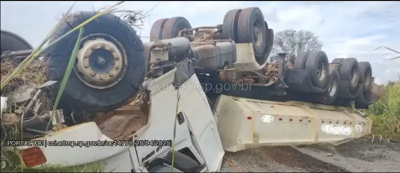 Grave acidente mata caminhoneiro na Rodovia Anhanguera, em Pirassununga - Leia Notícias